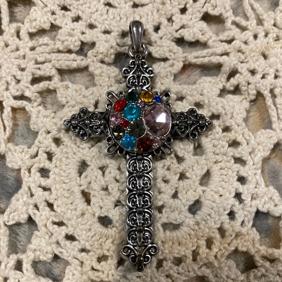 Jewelry | Vintage Jeweled Center Cross Set In Silver Tone Setting ...